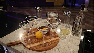 Anthony Anderson Reunites with Ronnie Rizzat - 495 Productions